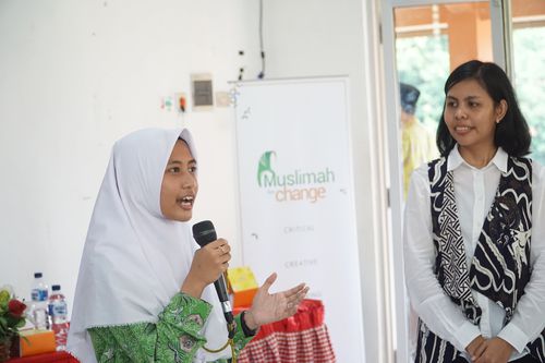 Dalam Lingkungan Sekolah : Toleransi : Yes! Intoleransi dan Radikalisme : Big No! | KHUB - A ...